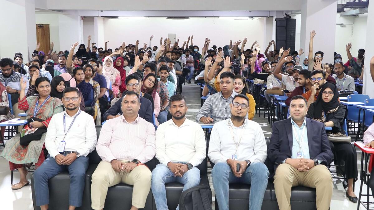 Seminar on "Free Professional Certification Course for UU Students" at ...